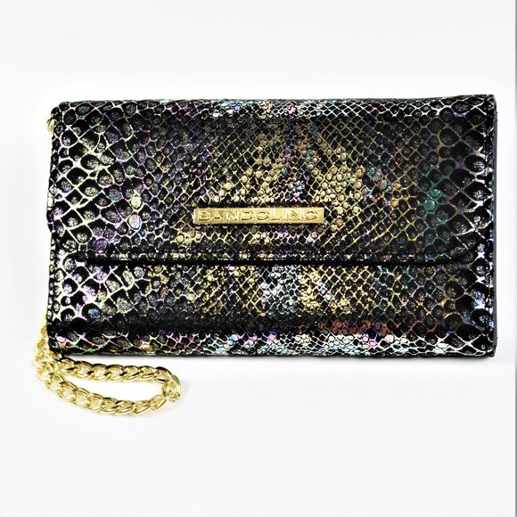 Bandolino | Bags | Nwt Bandolino Rfid Wristletwallet Can Fit Phone ...